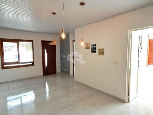 Casa com 2 quartos e uma vaga em Condomínio fechado em Gravataí