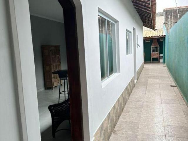 Casa com 2 quartos e área gourmet em Itanhaém