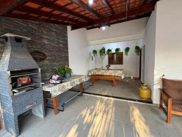 Casa com 2 quartos e área gourmet em Itanhaém