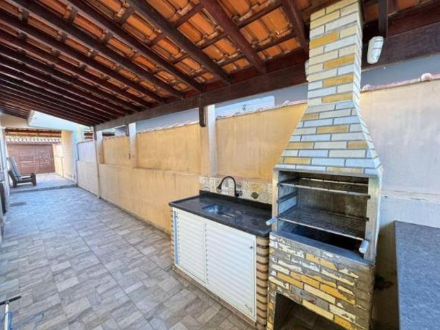 Casa com 2 quartos e área gourmet em Itanhaém
