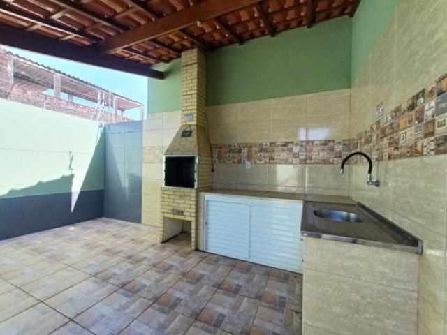 Casa com 2 quartos e área gourmet em Itanhaém