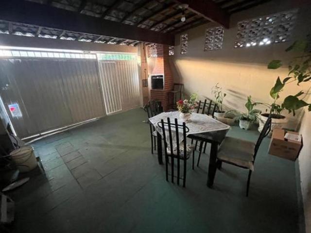Casa com 2 quartos e churrasqueira em Itanhaém R$ 230.000,00