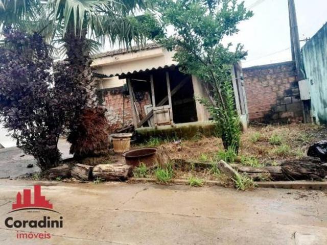 Casa com 2 quartos e edicula cozinha/ banheiro à venda, no bairro Parque Dom Pedro II American