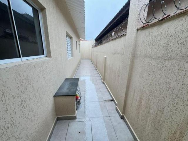 Casa com 2 quartos e espaço gourmet em Itanhaém