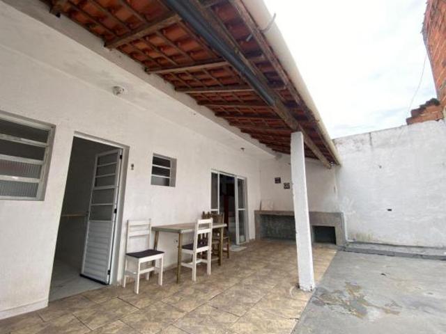Casa com 2 quartos e espaço gourmet em Itanhaém
