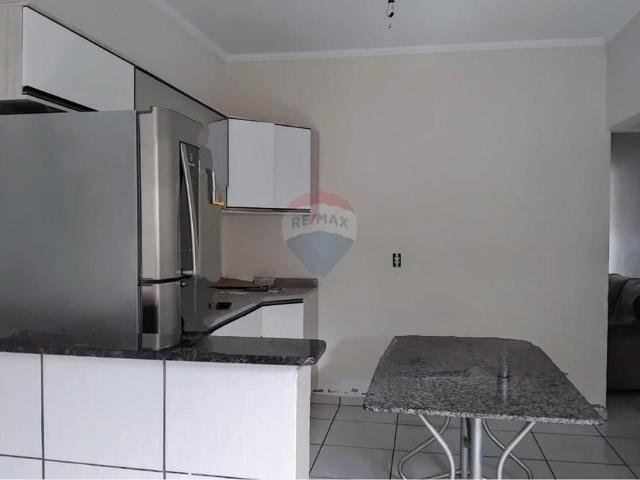 Casa Com 2 quartos e garagem coberta para Alugar em Itapira, SP