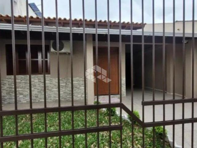 Casa com 2 quartos e piscina no Bairro São Jose em Canoas