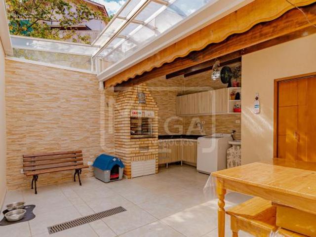 Casa com 2 quartos e quintal para venda em Barueri