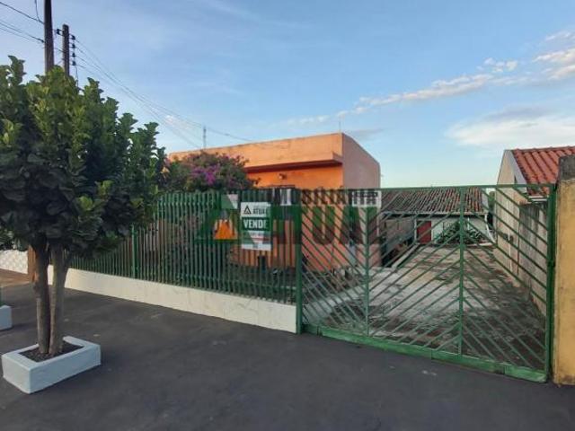 Casa com 2 quartos em Cambé