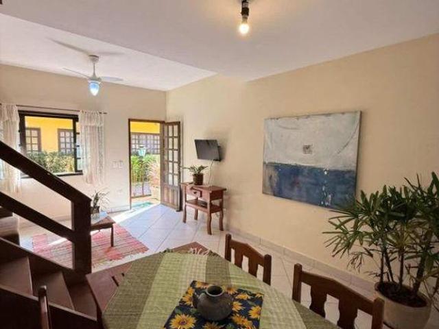 Casa com 2 quartos em Camburi proximo a praia Aceita financiamento