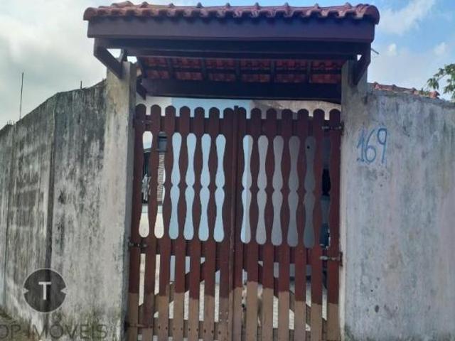 Casa com 2 quartos, em Itanhaém, São Paulo, bairro Tupi, sendo 1 suíte, 3 vagas de garagem, lado p
