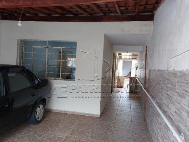 CASA COM 2 QUARTOS EM VOTORANTIM