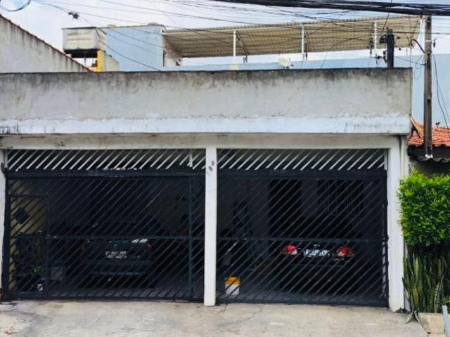 Casa com 2 quartos + edícula nos fundos próximo ao metrô Capão Redondo