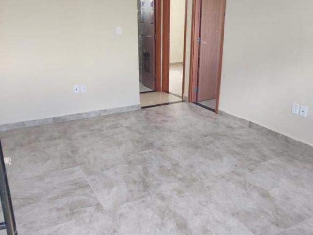 Casa com 2 quartos,excelente acabamento e com área gourmet