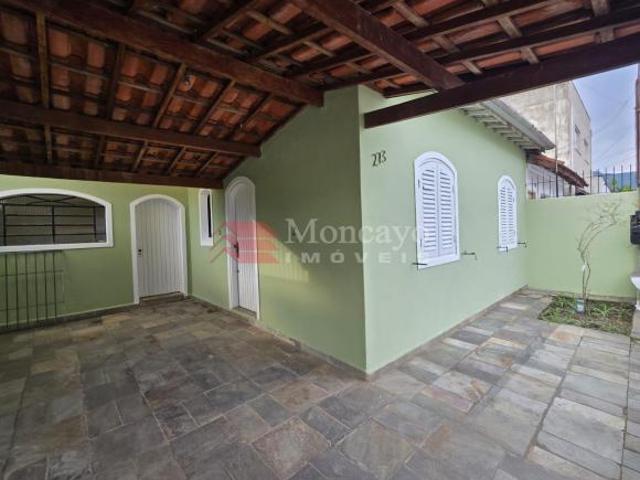 Casa com 2 quartos no Centro de Caraguatatuba