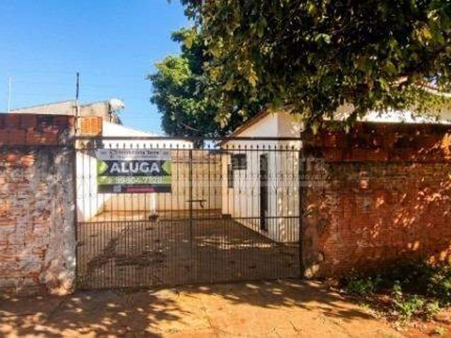 Casa com 2 quartos no Centro em Dourados/MS
