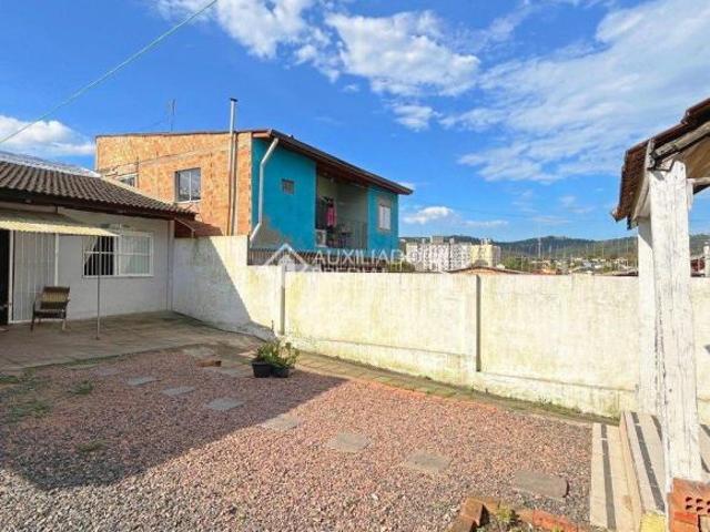 Casa com 2 quartos no bairro Camaquã