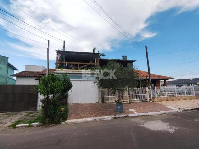 Casa com 2 quartos no Bairro Igra Norte em Torres RS