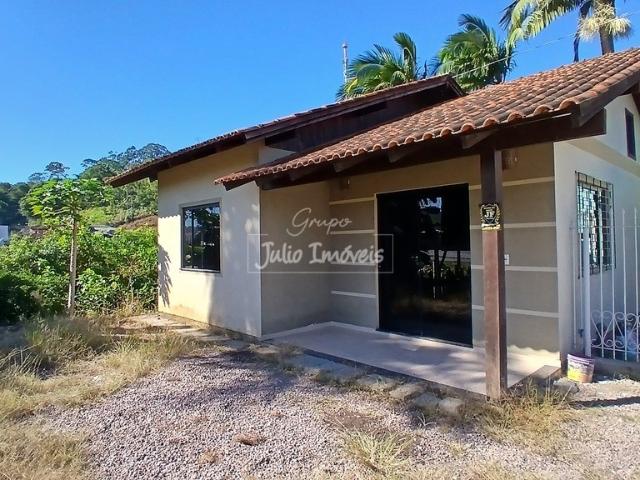 Casa com 2 quartos no Limoeiro