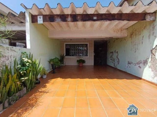 Casa com 2 Quartos no Maracanã em Praia Grande/SP