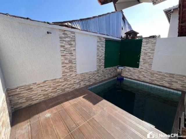 Casa com 2 quartos no Maracanã Praia Grande/SP