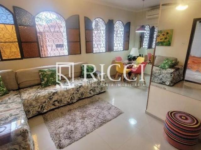 Casa com 2 Quartos no Marapé, Santos | RICCI