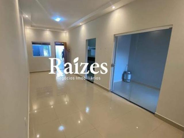 Casa com 2 quartos no Novo Mundo em Uberlândia