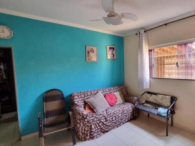 Casa com 2 quartos no Parque Ribeirão Preto | Só aqui na Imobiliária Rosa e Rangel