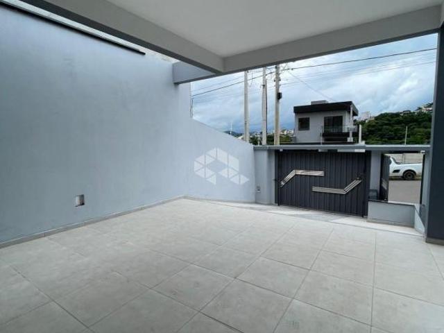 Casa com 02 dormitórios à venda por R$ 680.000,00 em Atibaia/SP