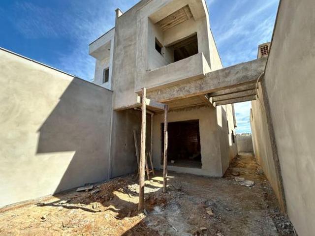 Casa com 2 quartos, São Marcos Conselheiro Lafaiete