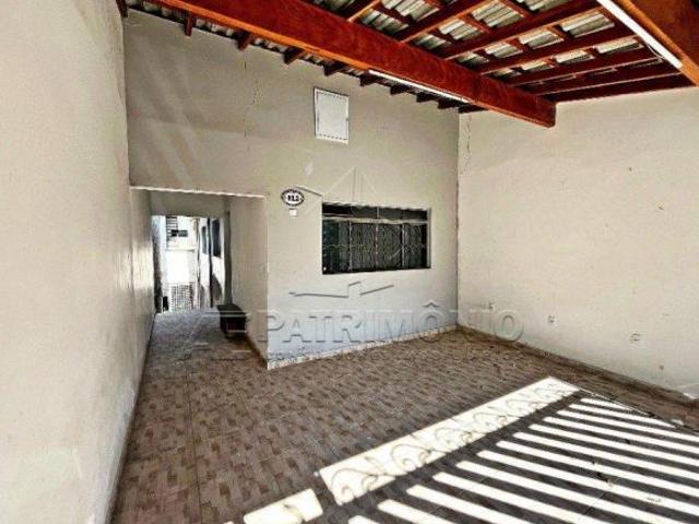 CASA COM 2 QUARTOS SENDO 1 SUITE