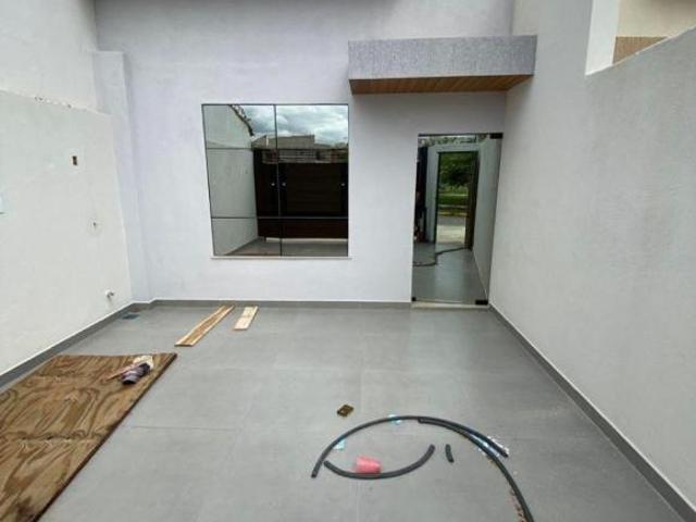 Casa com 2 quartos sendo 1 suíte