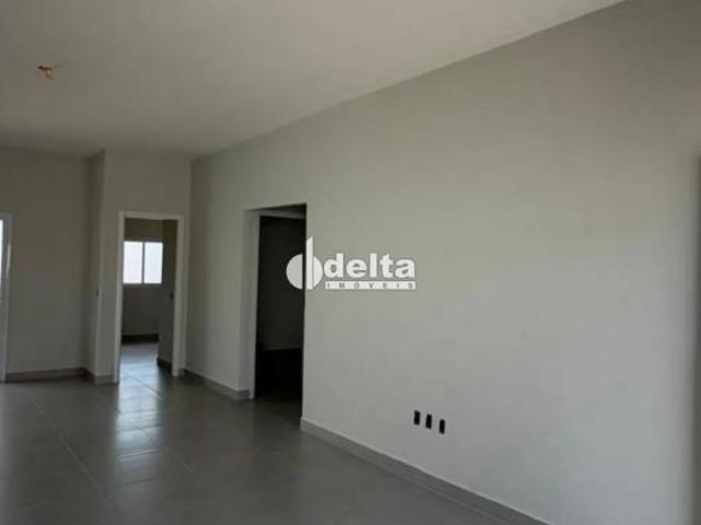 Casa com 2 quartos sendo 1 suíte disponível para venda no bairro Residencial Fruta Do Conde em Uber