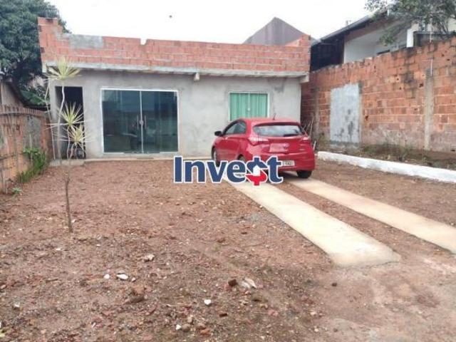 Casa com 2 Quartos, Suíte, Sala, Cozinha e 2 WC, Acabamento Fino, Fora de Condomínio na Rua 10, Aven