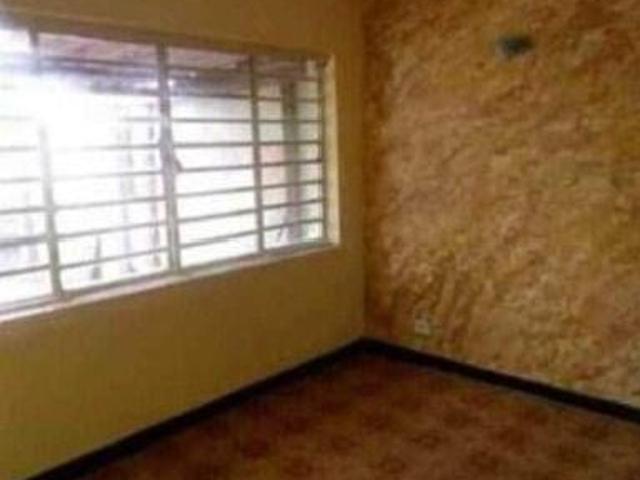 Casa com 2 Quartos para Venda, 180m², por R$ 480.000,00, em Santo Amaro, São Paulo / SP