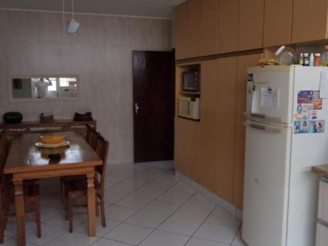 Casa com 2 Quartos para Venda, 250m², por R$ 600.000,00, em Vila Liberdade, Jundiaí / SP