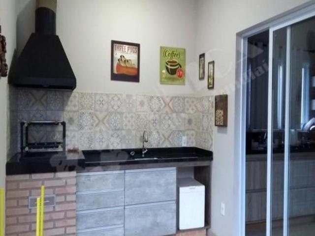 Casa com 2 Quartos para Venda / Locação, 128m², por R$ 780.000,00, em Loteamento Vale Azul I, Jundi