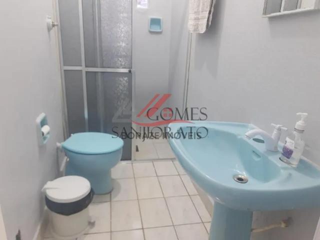 Casa com 2 quartos para venda no Parque São Vicente
