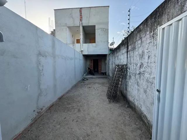 Casa com 2 Quartos para alugar, 107m² Parques das Flores