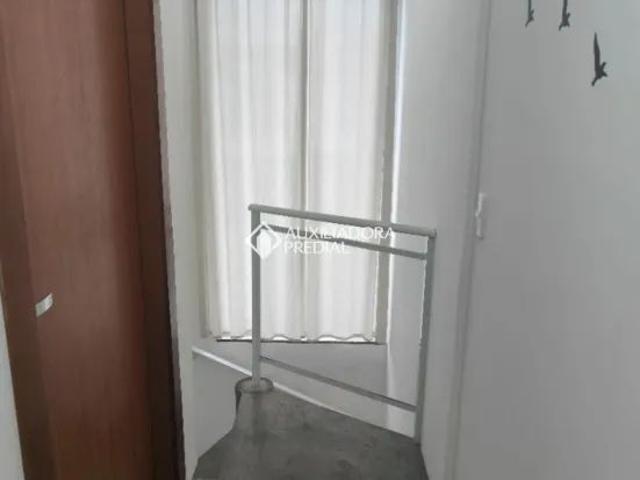 Casa com 2 Quartos para alugar, 100m² Campeche
