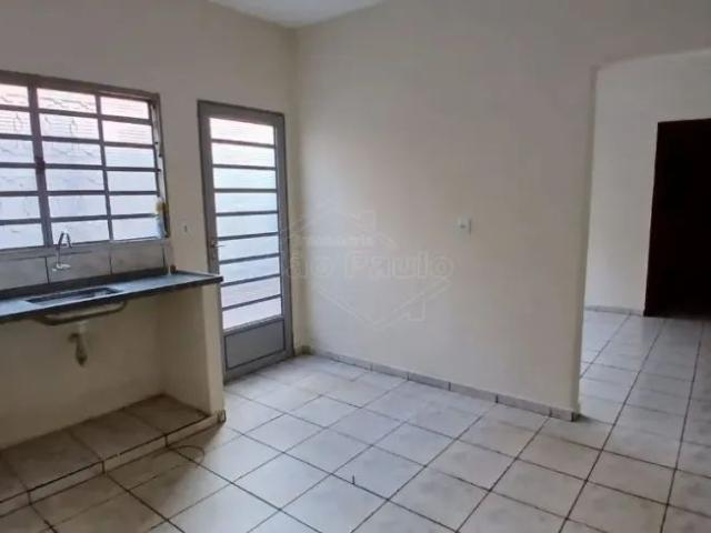 Casa com 2 Quartos para alugar, 117m² Jardim Novo Americo