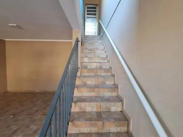 Casa com 2 Quartos para alugar, 118m² Jardim Tannus