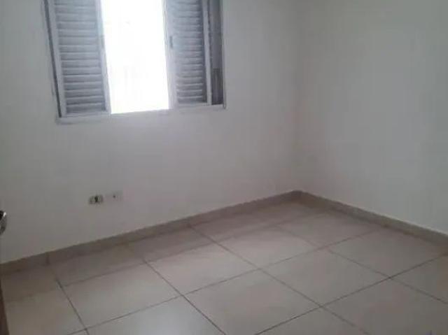Casa com 2 Quartos para alugar, 120m² Vila Azevedo