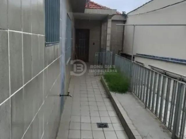 Casa com 2 Quartos para alugar, 120m² Vila Laís