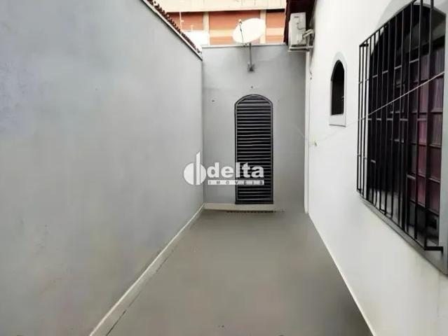 Casa com 2 Quartos para alugar, 150m² Brasil