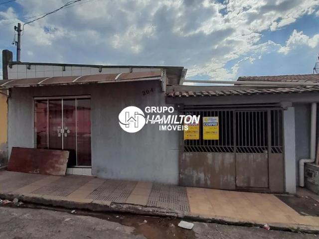 Casa com 2 quartos para alugar