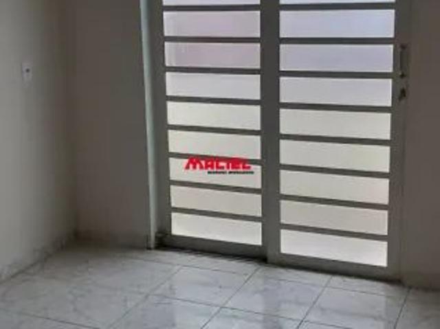 Casa com 2 Quartos para alugar, 45m² Jardim Santa Inês III