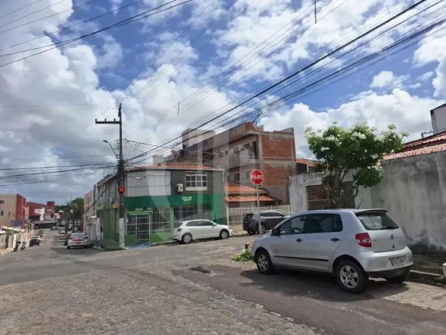 Casa com 2 Quartos para alugar, 60m² Luzia
