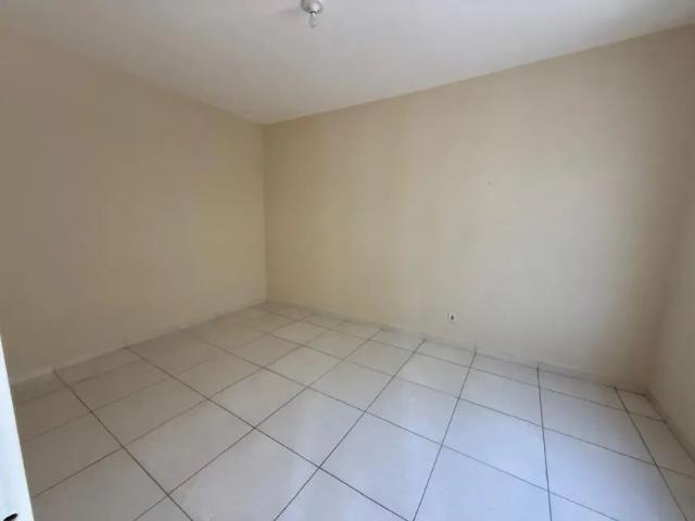 Casa com 2 Quartos para alugar, 65m² Jardim Vinte e Cinco de Agosto
