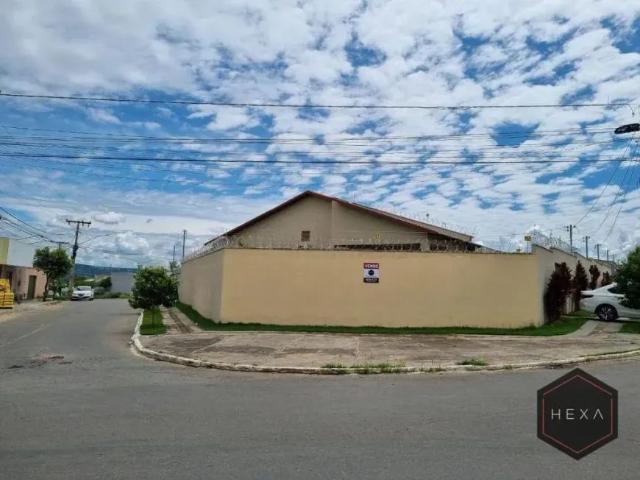 Casa com 2 Quartos para alugar, 74m² Residencial Paraiso